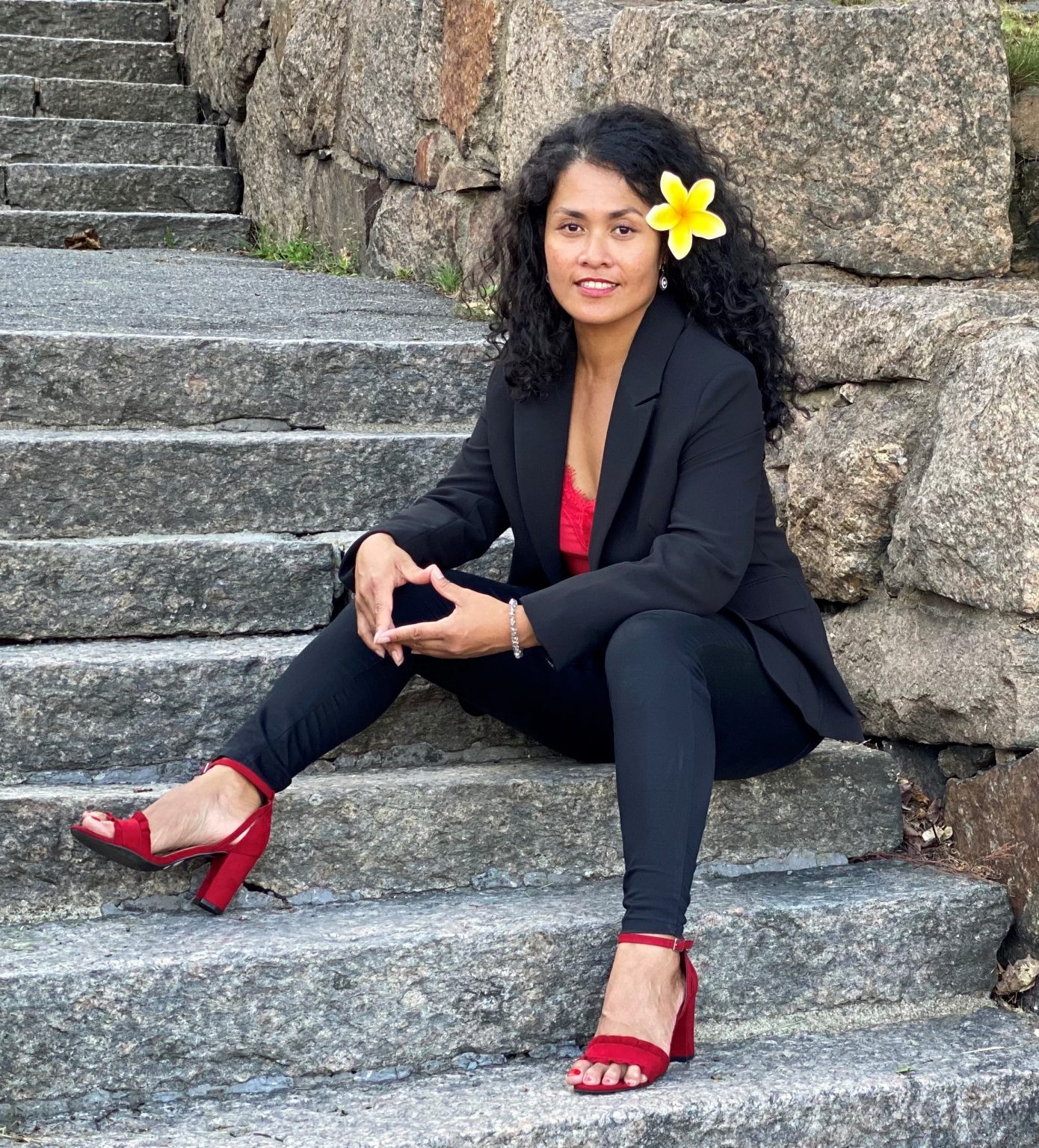 Lucy Larsson: Create Your Own Paradise - Global Woman Magazine