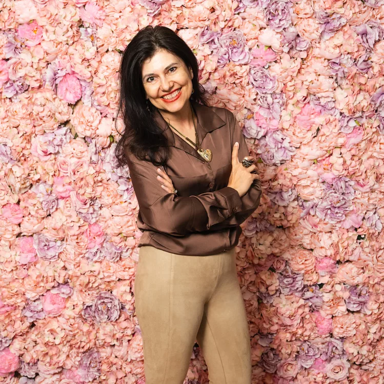 Learn How Dr. Victoria Rader Ignites Millions to Shine - Global Woman ...